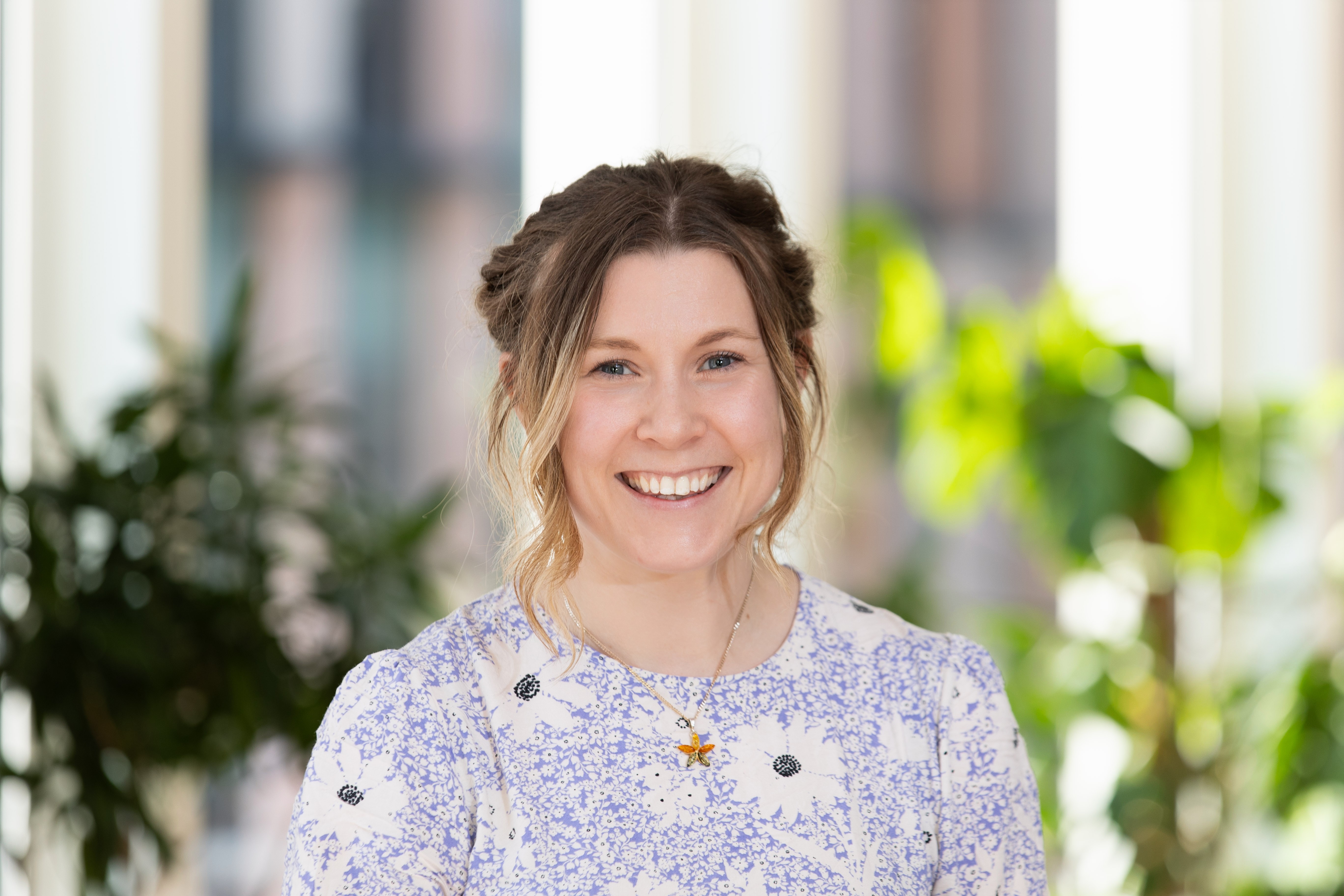 Hannah Land | Commercial Litigation Senior Associate in London